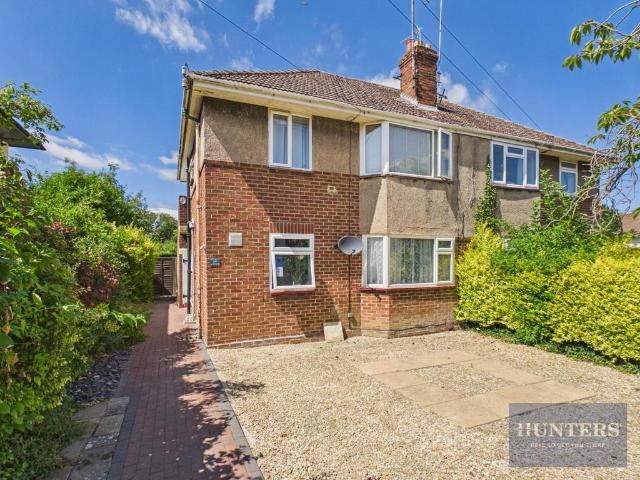 2 bedroom maisonette for sale