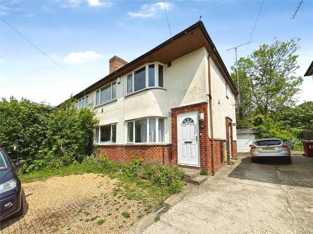 2 bedroom maisonette for sale