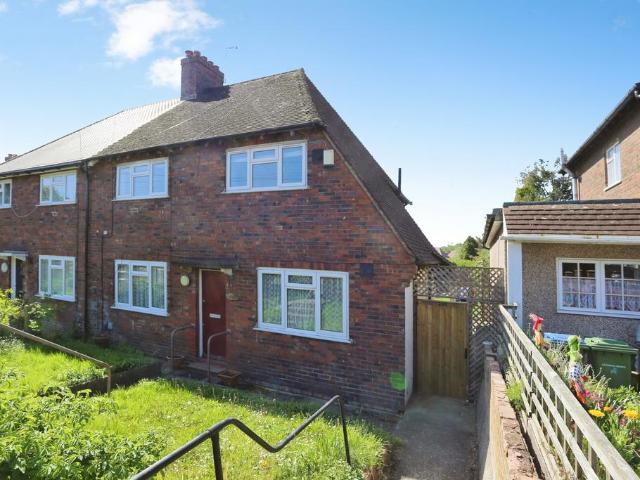 2 bedroom maisonette for sale