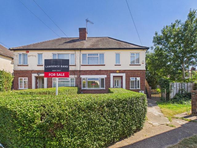 2 bedroom maisonette for sale