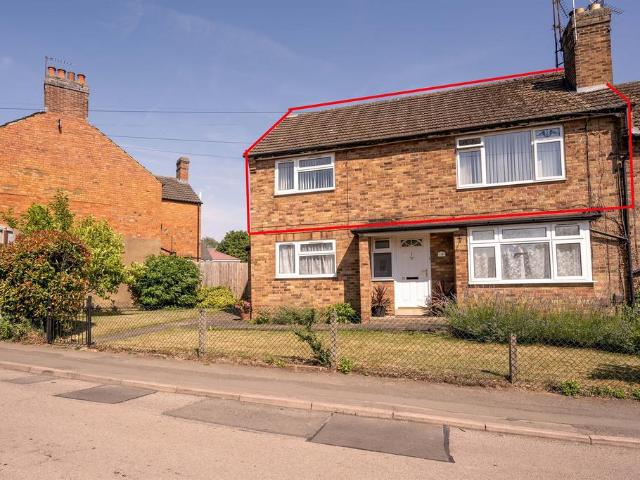 2 bedroom maisonette for sale