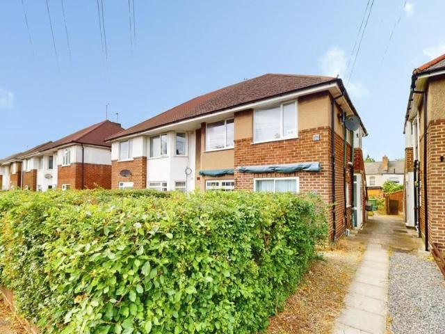2 bedroom maisonette for sale