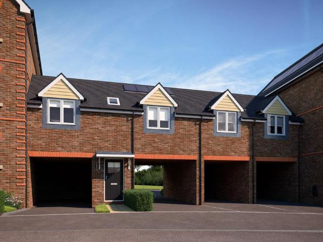 2 bedroom maisonette for sale