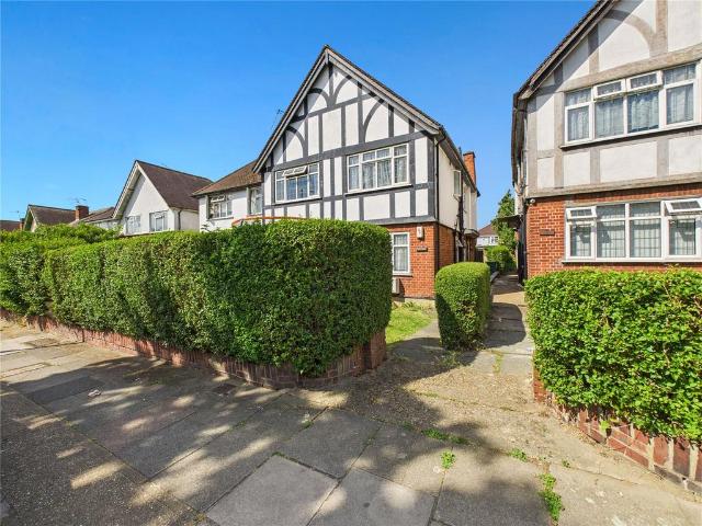 2 bedroom maisonette for sale