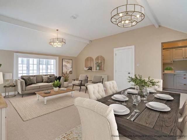 2 bedroom maisonette for sale