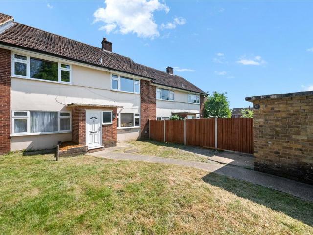 2 bedroom maisonette for sale