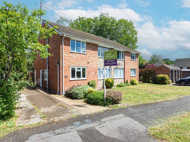 2 bedroom maisonette for sale