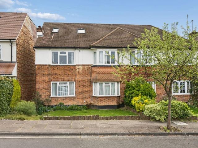 2 bedroom maisonette for sale