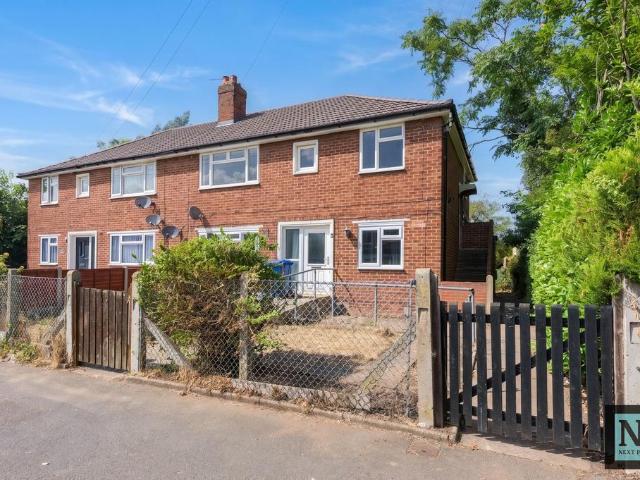 2 bedroom maisonette for sale