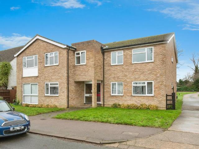 2 bedroom maisonette for sale