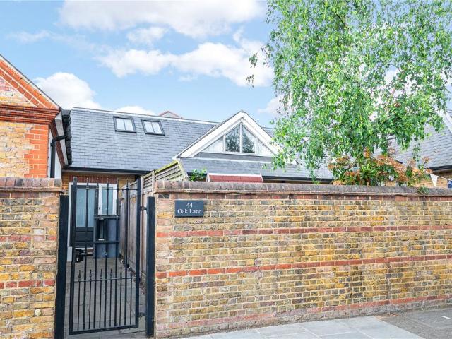 2 bedroom maisonette for sale