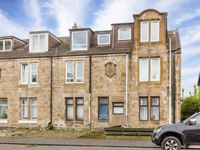 2 bedroom maisonette for sale