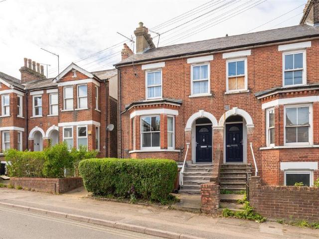 2 bedroom maisonette for sale