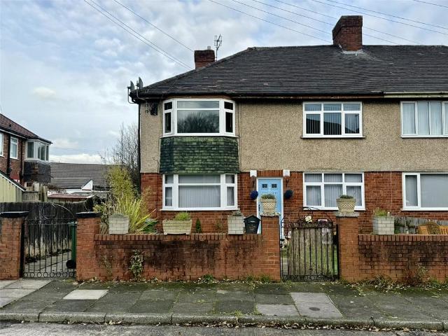 2 bedroom maisonette for sale