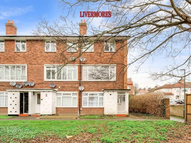 2 bedroom maisonette for sale