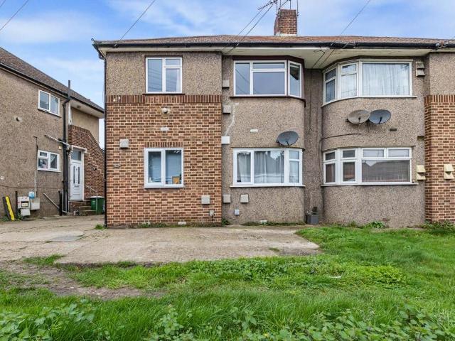 2 bedroom maisonette for sale