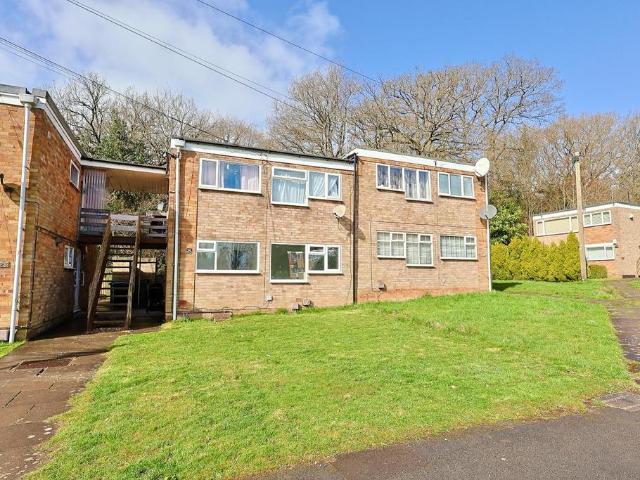 2 bedroom maisonette for sale
