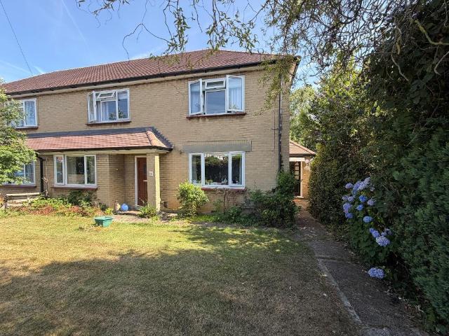 2 bedroom maisonette for sale