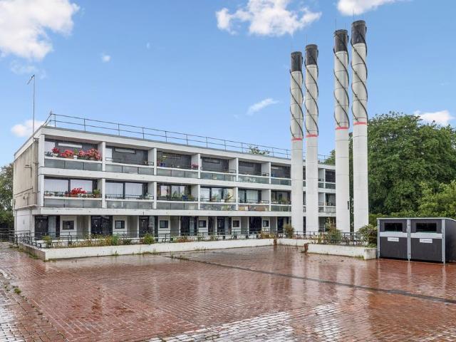 2 bedroom maisonette for sale