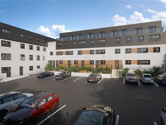 2 bedroom maisonette for sale