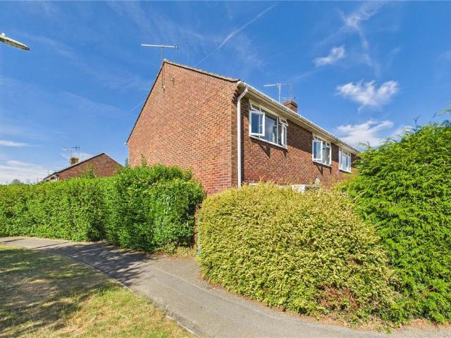 2 bedroom maisonette for sale