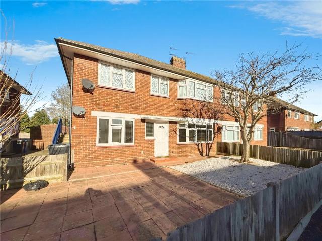 2 bedroom maisonette for sale