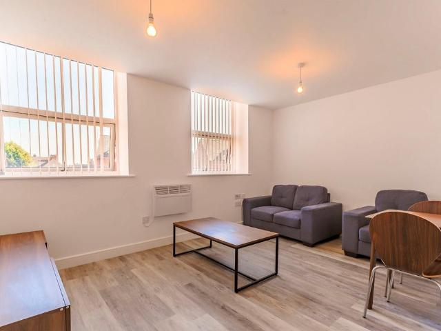 2 bedroom maisonette for sale