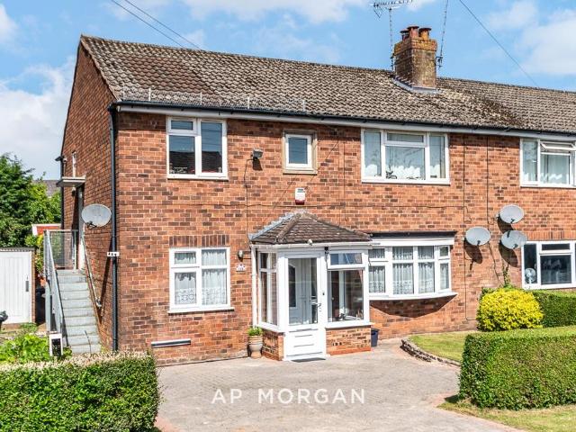 2 bedroom maisonette for sale