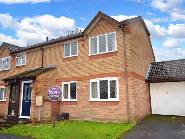 2 bedroom maisonette for sale