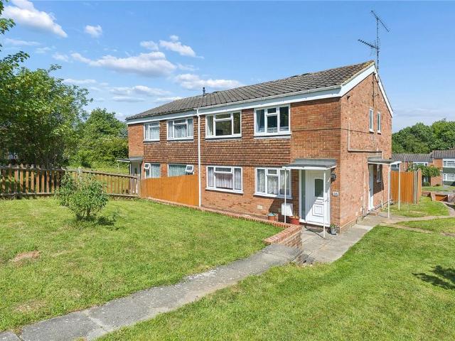 2 bedroom maisonette for sale