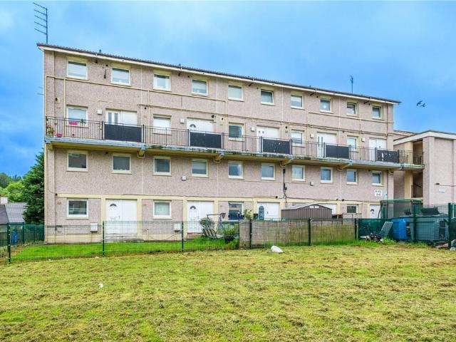 2 bedroom maisonette for sale