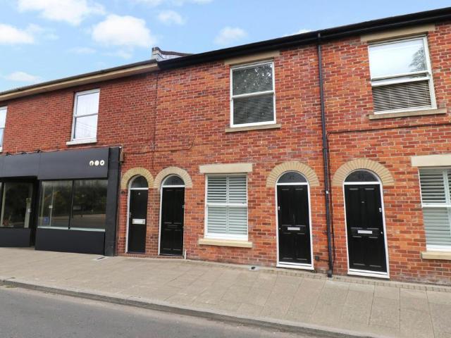 2 bedroom maisonette for sale