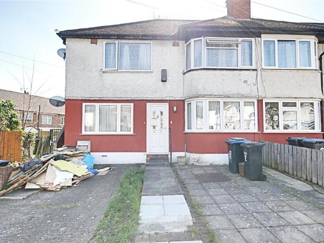 2 bedroom maisonette for sale