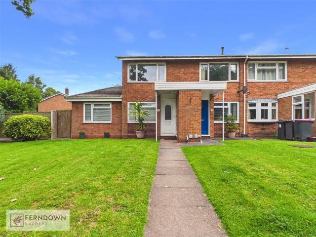 2 bedroom maisonette for sale
