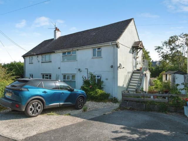 2 bedroom maisonette for sale