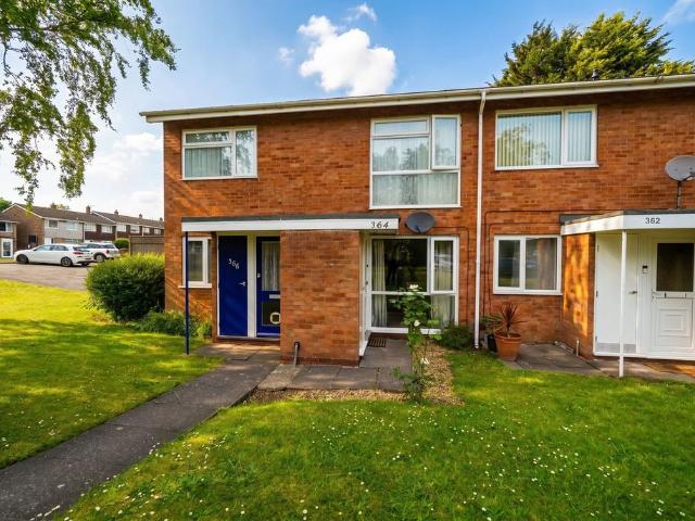 2 bedroom maisonette for sale