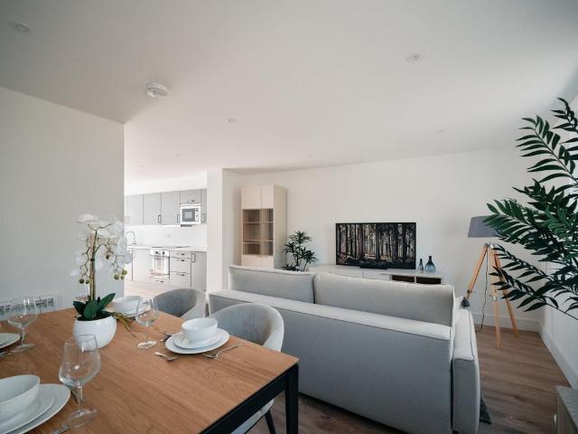 2 bedroom maisonette for sale
