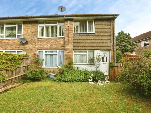 2 bedroom maisonette for sale