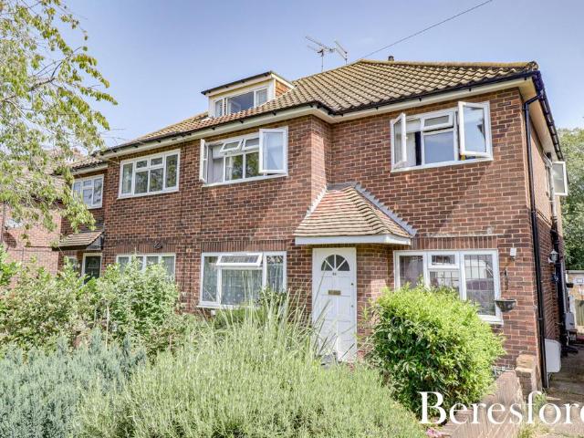 2 bedroom maisonette for sale