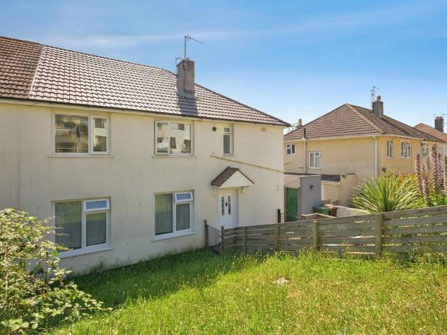 2 bedroom maisonette for sale