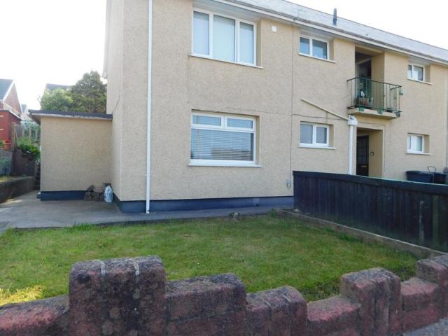2 bedroom maisonette for sale