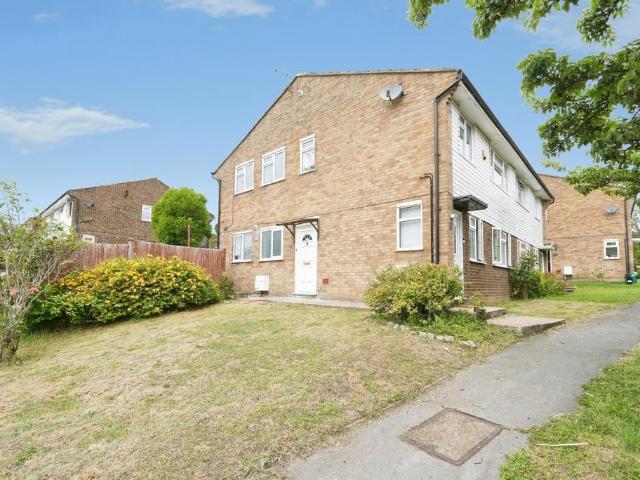 2 bedroom maisonette for sale