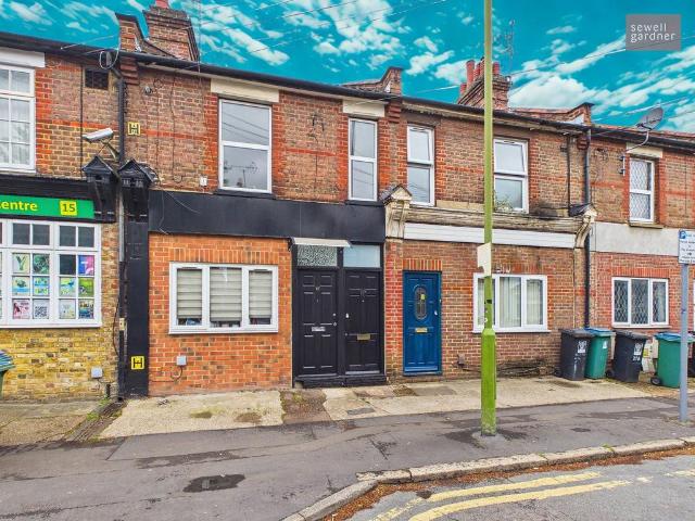2 bedroom maisonette for sale