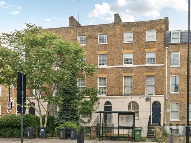 2 bedroom maisonette for sale