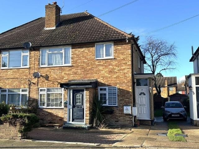 2 bedroom maisonette for sale