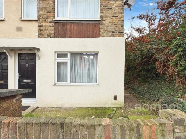 2 bedroom maisonette for sale