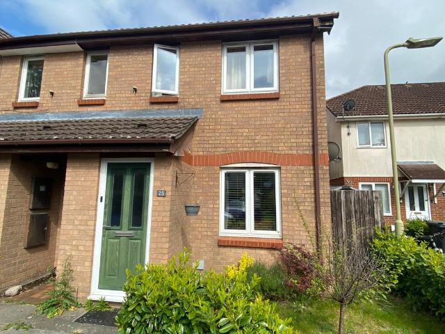 2 bedroom maisonette for sale