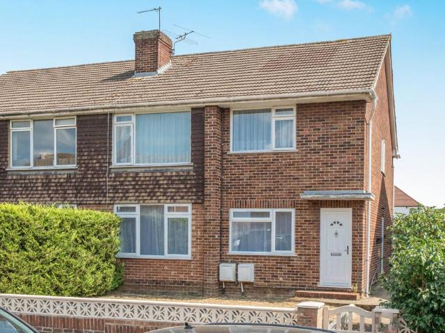 2 bedroom maisonette for sale
