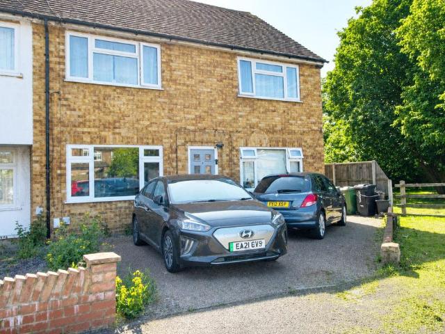 2 bedroom maisonette for sale
