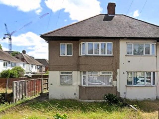 2 bedroom maisonette for sale